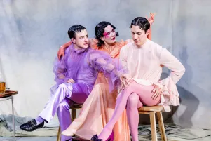 Hedda | berliner-ensemble